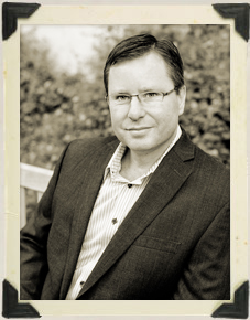 Book Q&As with Deborah Kalb: Q&A with Dominic Smith