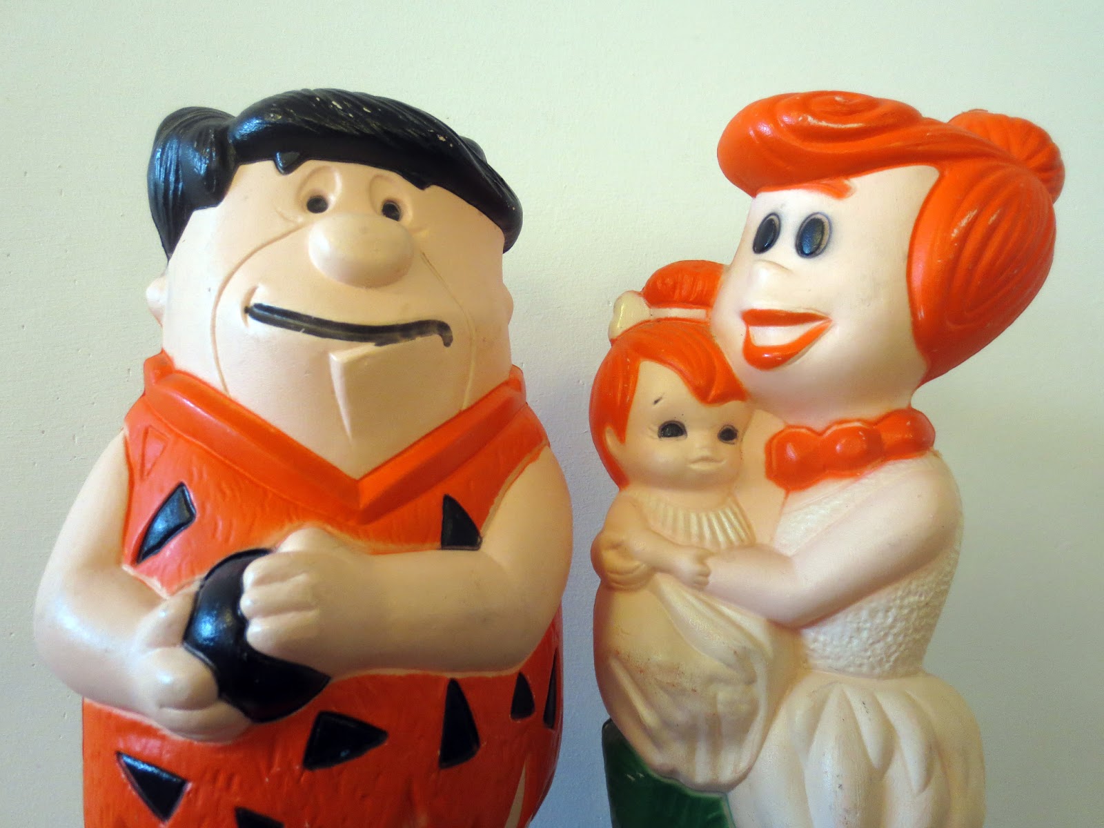 Les Sketcheurs Cosmiques: Fred, Agathe et Delima Cailloux en plastique