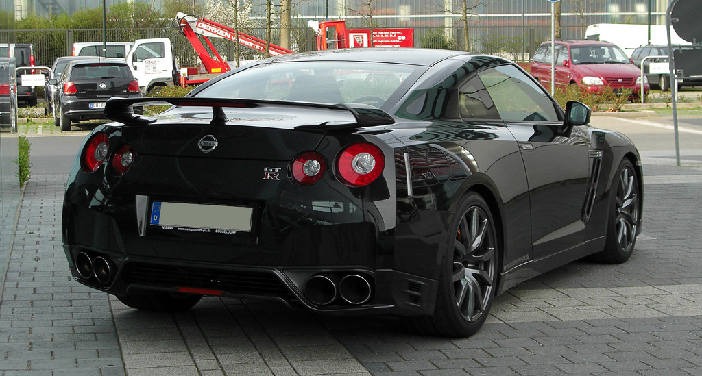 Notícias das 4 rodas desportivas: Novo e revolucionário Nissan GT-R (2012)