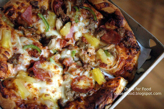 DUDE FOR FOOD: Craving for Pizza? Make Your Own Pizza at the Greenwich ...