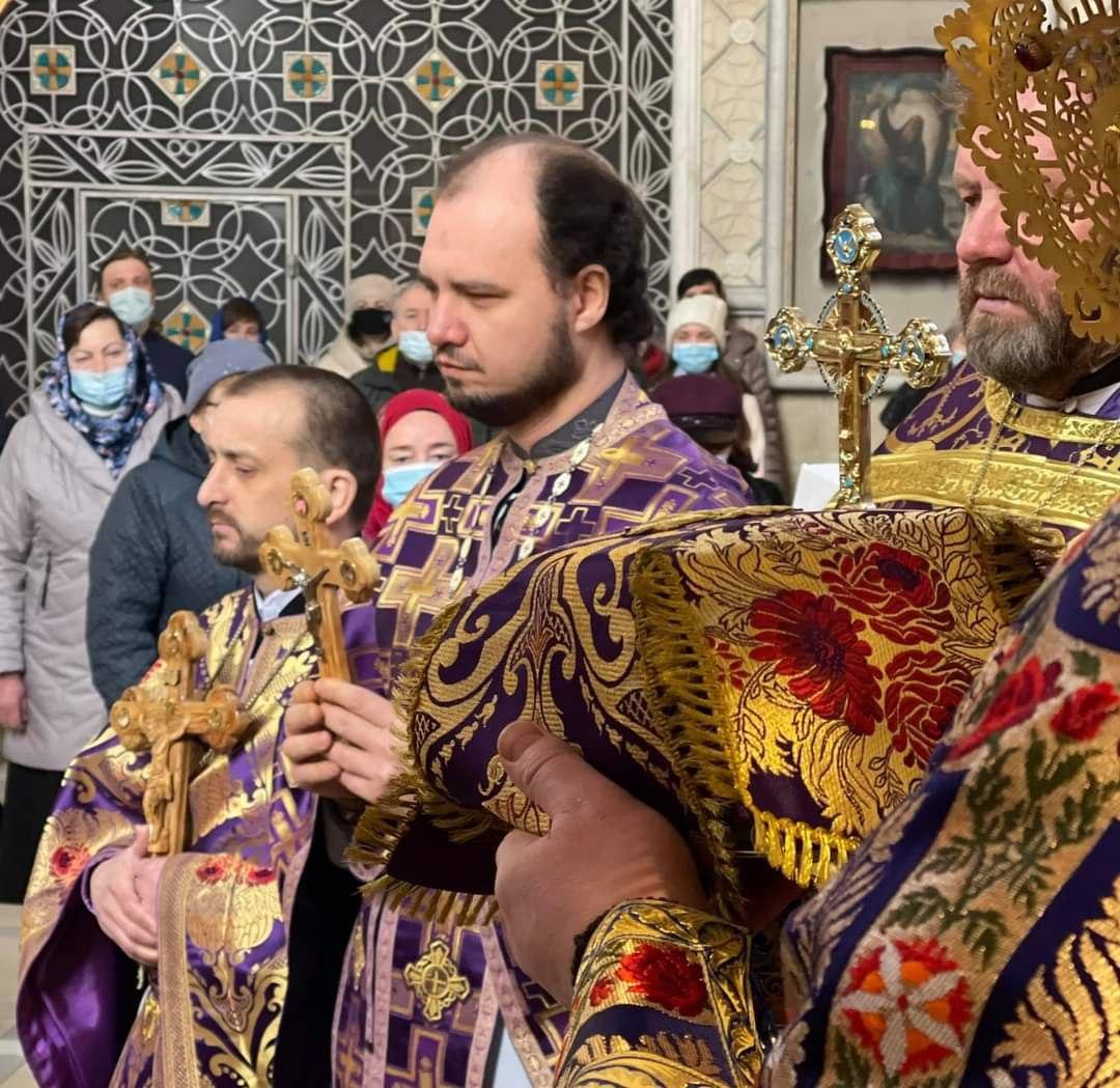 Panorthodox Synod : ΔΙΑΣΗΜΟΣ ΙΕΡΟΜΟΝΑΧΟΣ ΑΠΟ ΤΗ ΛΑΥΡΑ ΤΩΝ ΣΠΗΛΑΙΩΝ ΤΟΥ ...