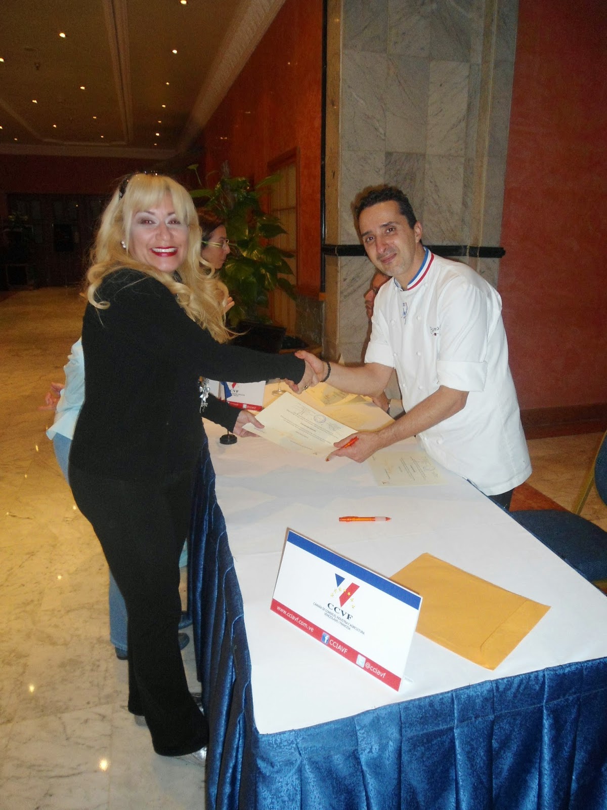 La Tienda del Cacao: Janeth Gutierrez Ícono del Cacao de Venezuela