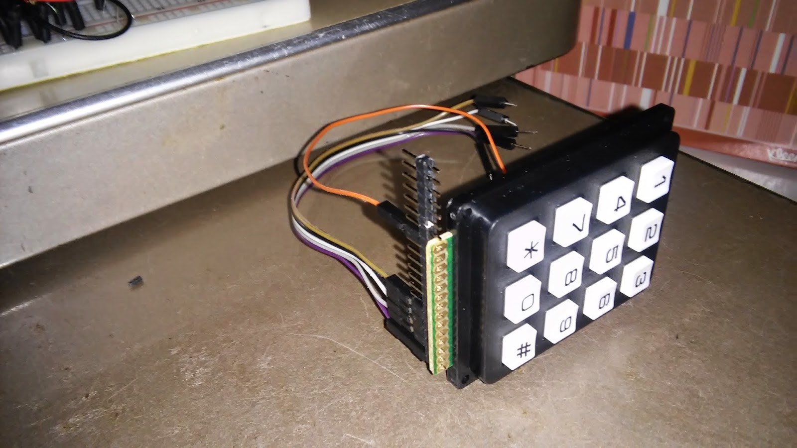 My Virtual Life Make Electronics Experiment 20 Keypad Security