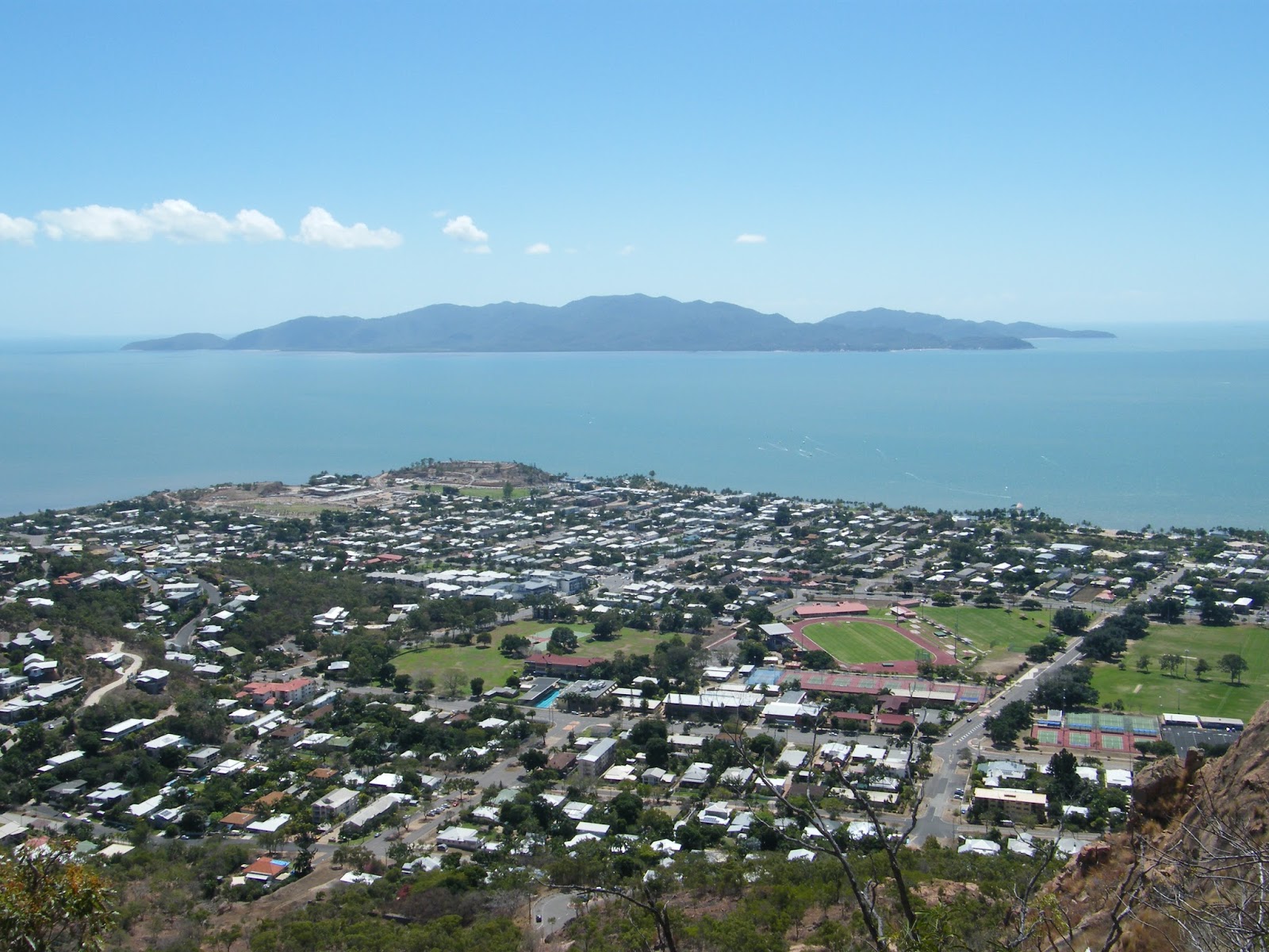 BJ and Noelle Travel Oz : Airlie Beach - Funny Dunny (Wunjunga ...