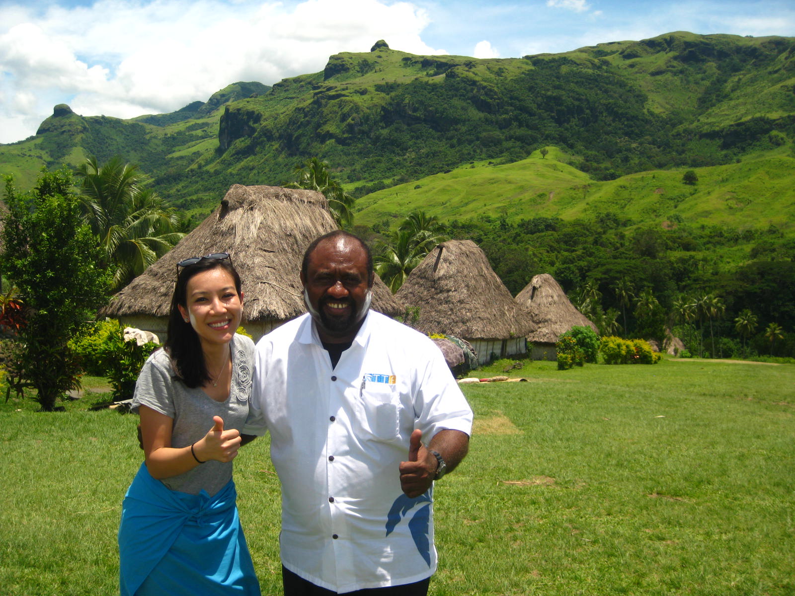 Hannah in Fiji: Kava..grog..what?
