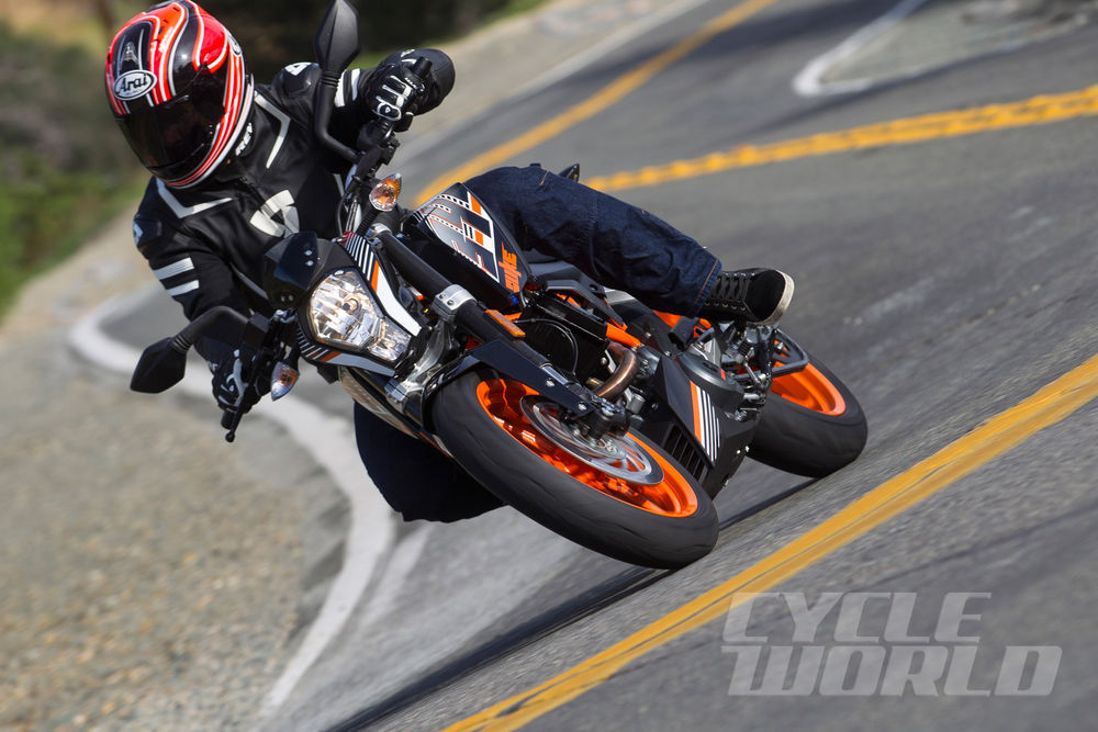 My Dream Motorcycles: [Đánh giá] [CycleWorld] KTM DUKE 390 - RIDING ...
