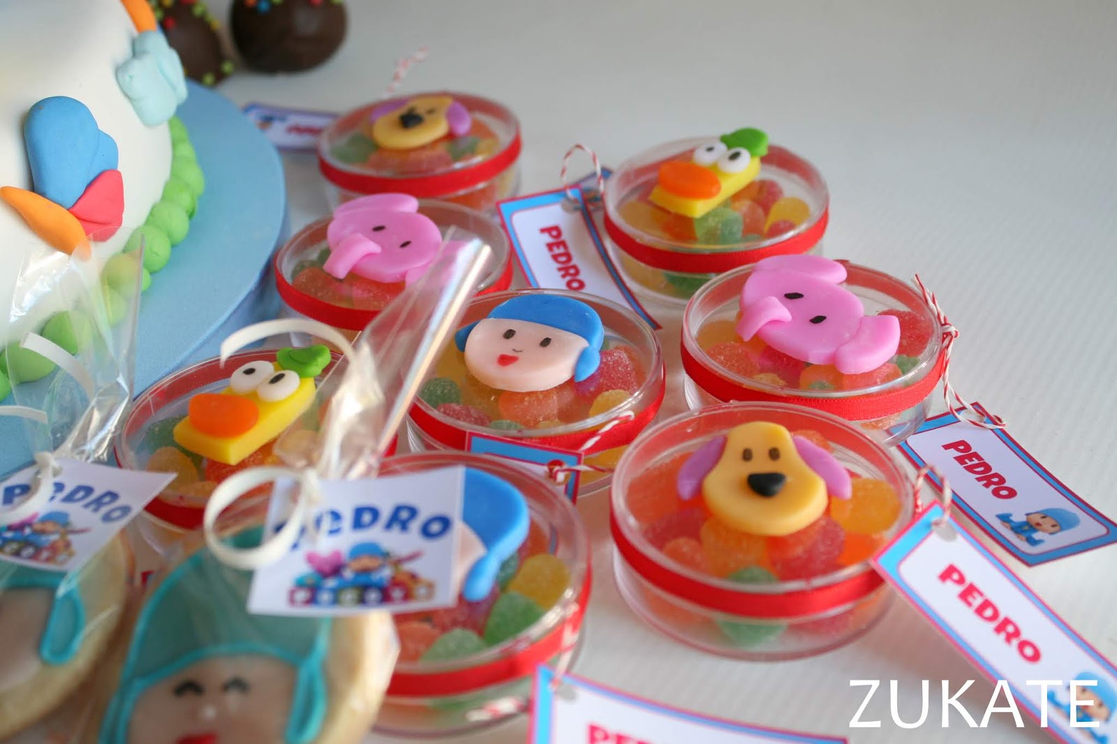 MESA DULCE DE POCOYO PARA PEDRO | ZUKATE
