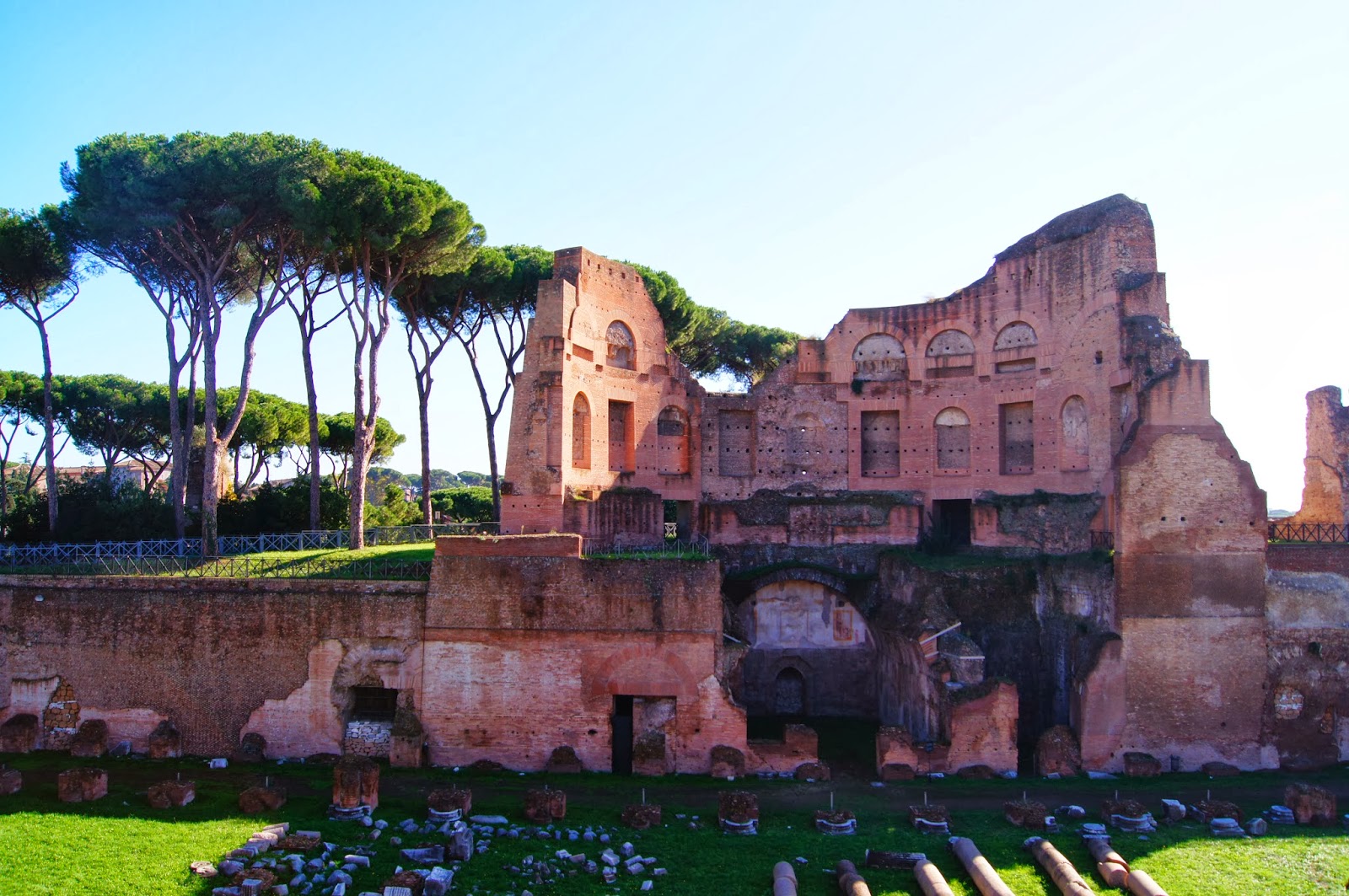 PETITS PARADIS: Colisée, Forum Romain & Mont Palatin, Rome