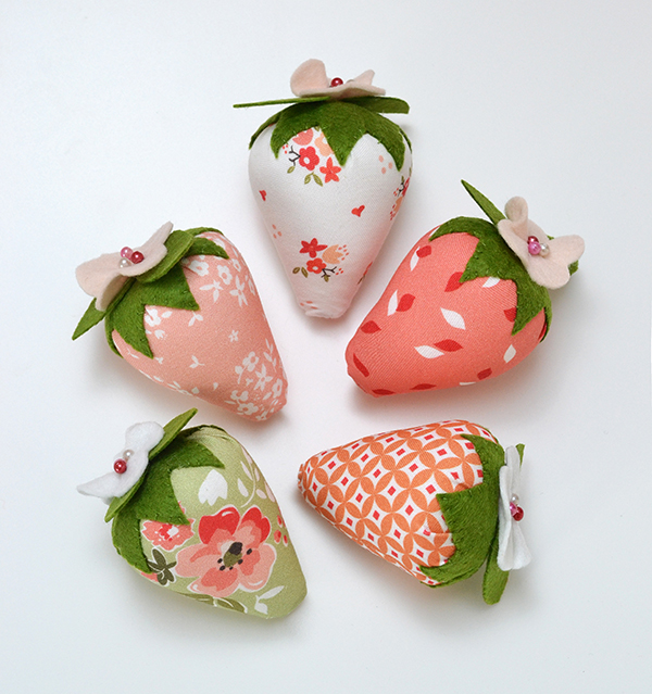 Down Grapevine Lane: Strawberry Pincushions in 'Summer Blush'