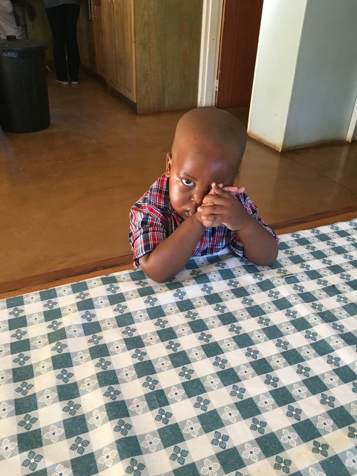 Live from Swaziland ... it's Saturday morning!: Praying with one eye open