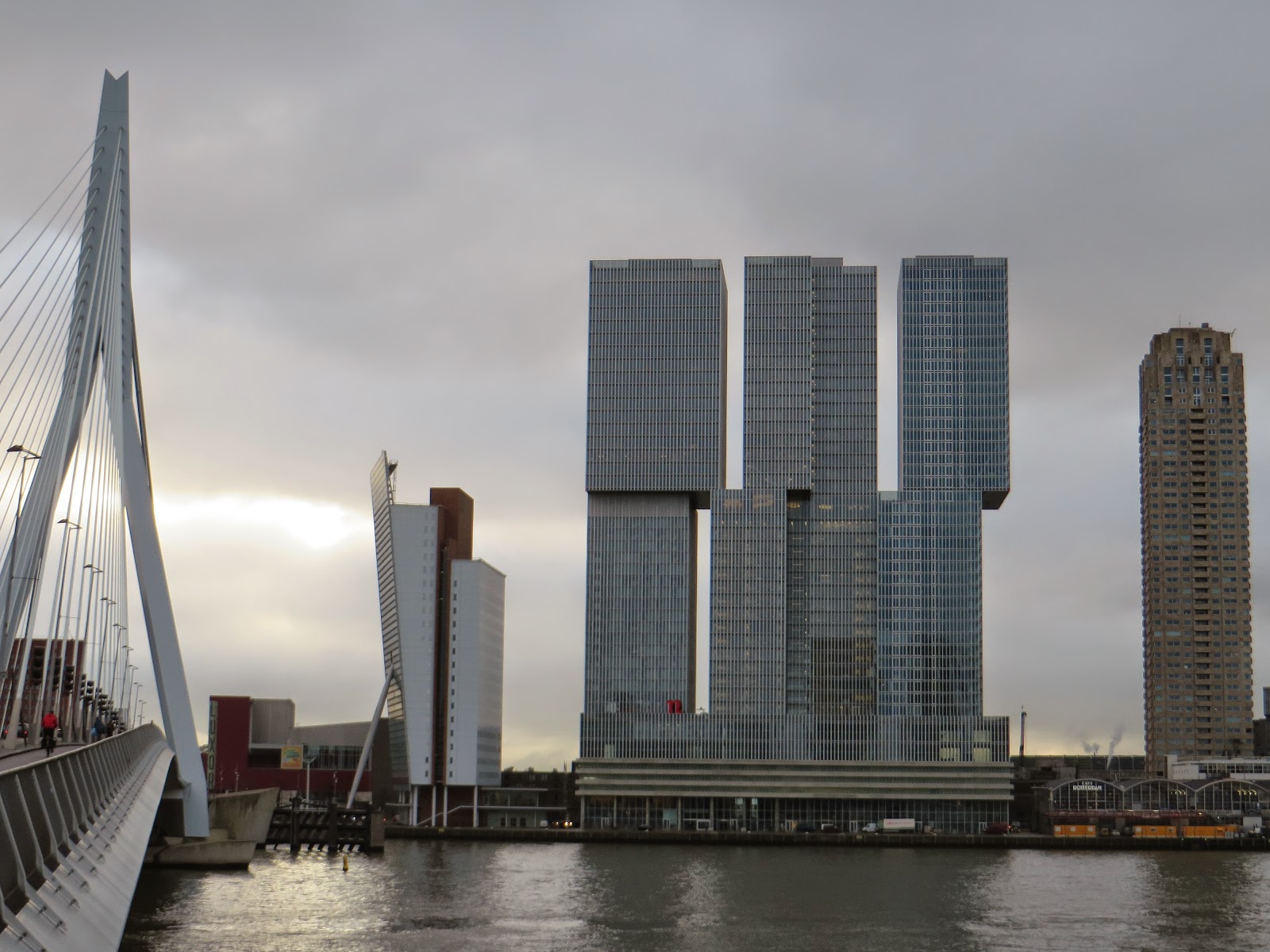 EntreVoir: de Rotterdam - Rem Koolhaas.