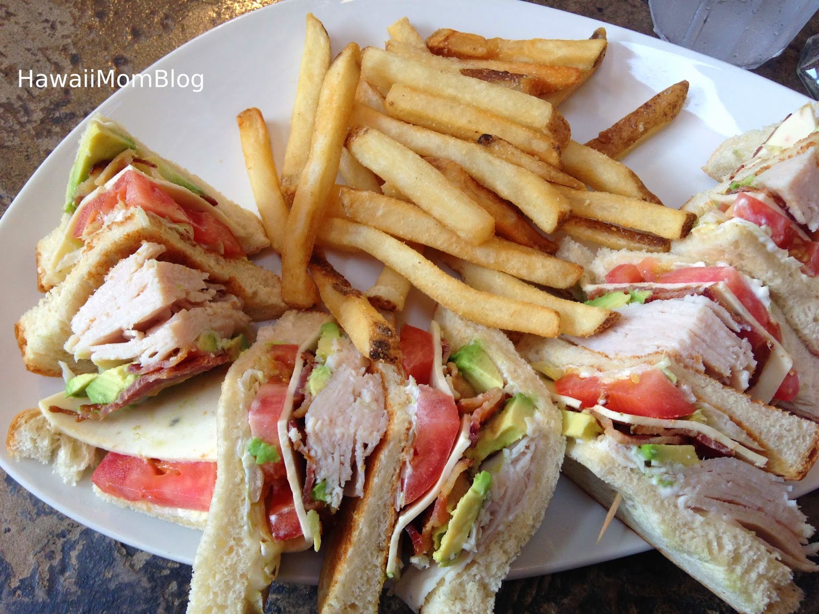 Hawaii Mom Blog: Visit Orange County: Rainforest Cafe