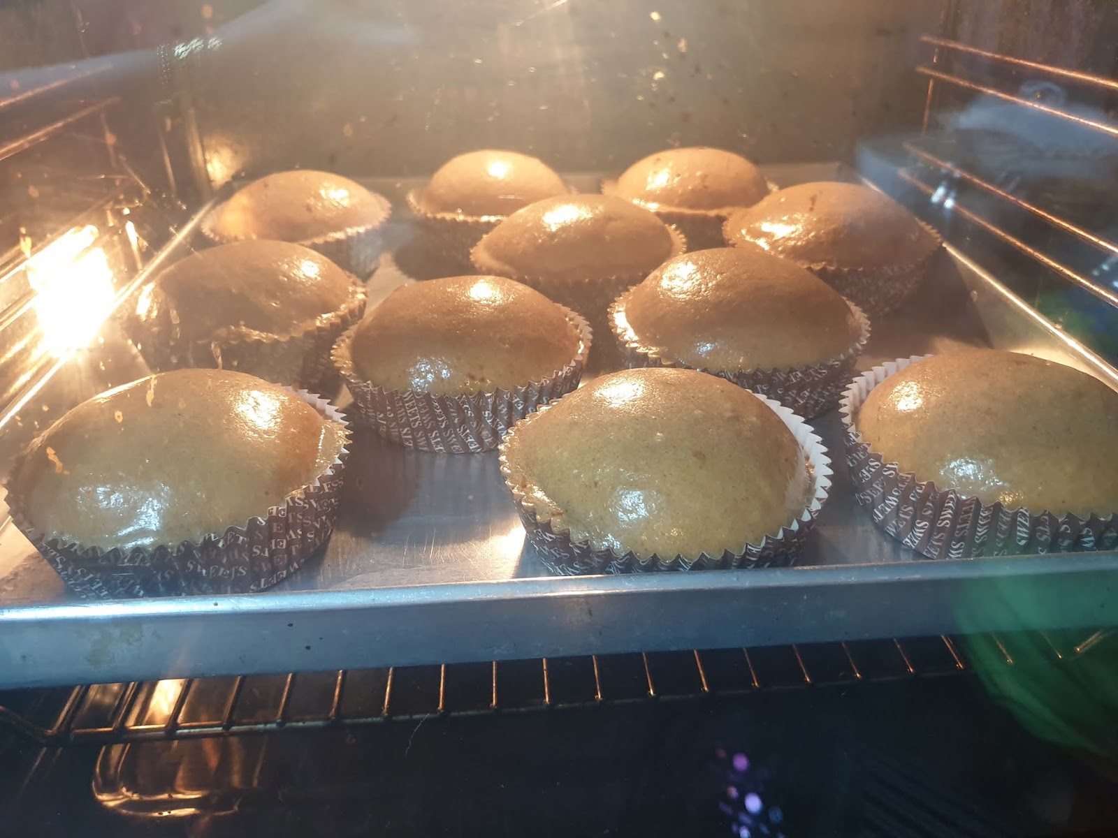 ZULFAZA LOVES COOKING: Mexican bun aka roti boy aka papa roti aka roti kopi