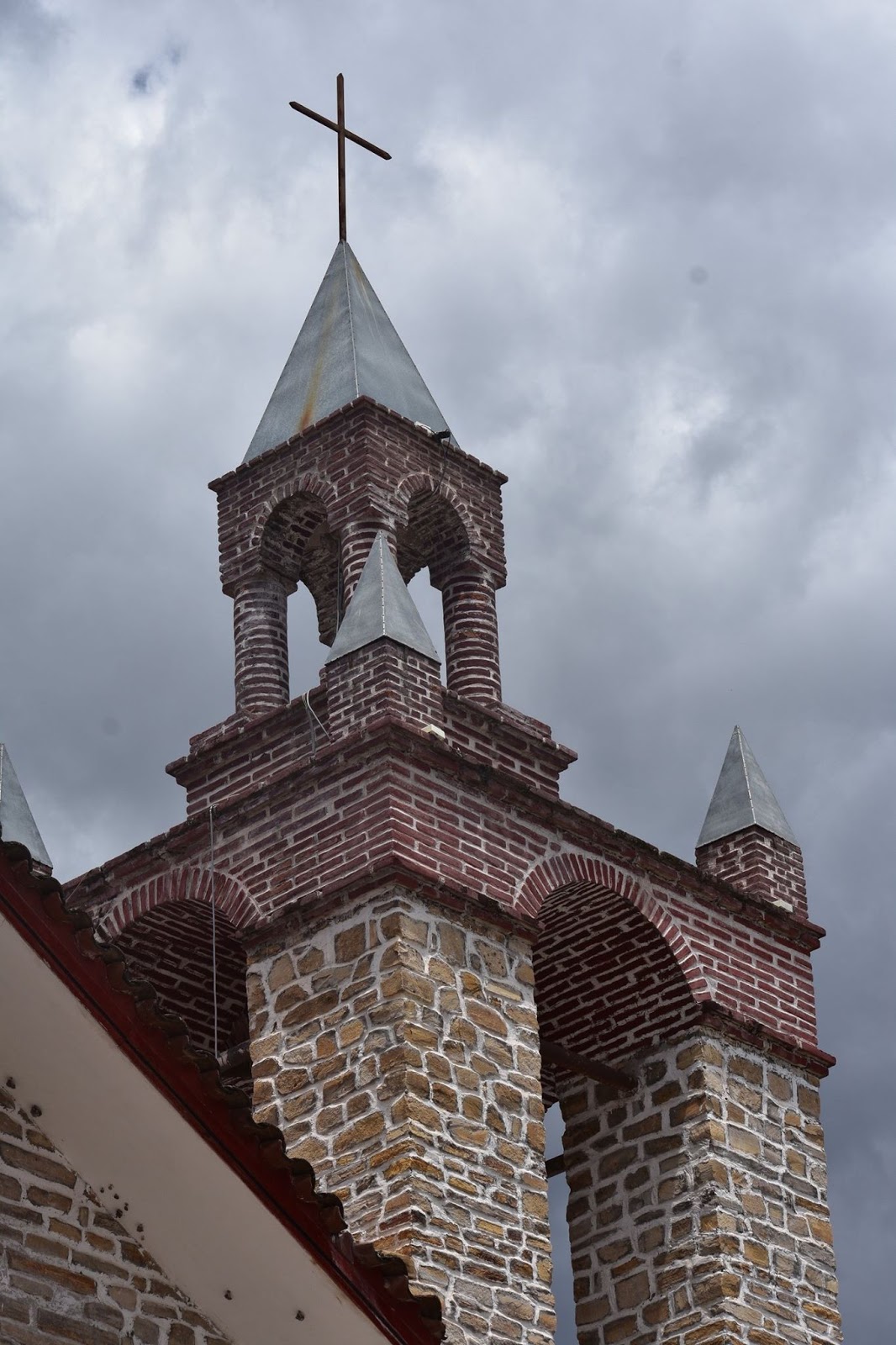LURICOCHA: UNA DELICIOSA EXCURSIÓN CERCA A HUANTA ~ MOCHILEA PERU