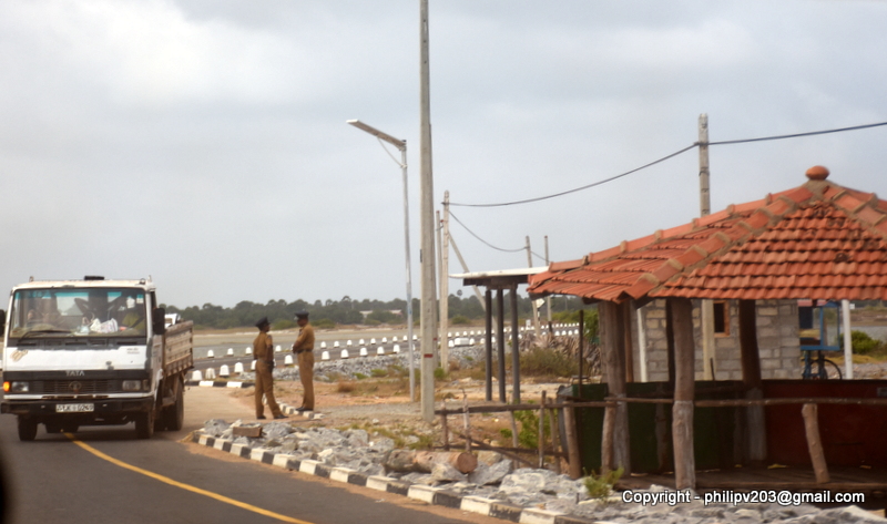 Images of Sri Lanka on blogspot.com: Poonakary to Kilinochchi, Sri Lanka.