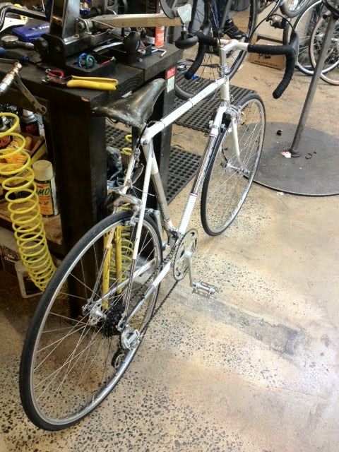 Cycle Sensei: Fuji "The Finest" vintage road bike