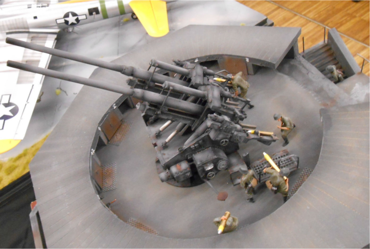 Le canon de 12,8-cm (ou 128) Flak 40.