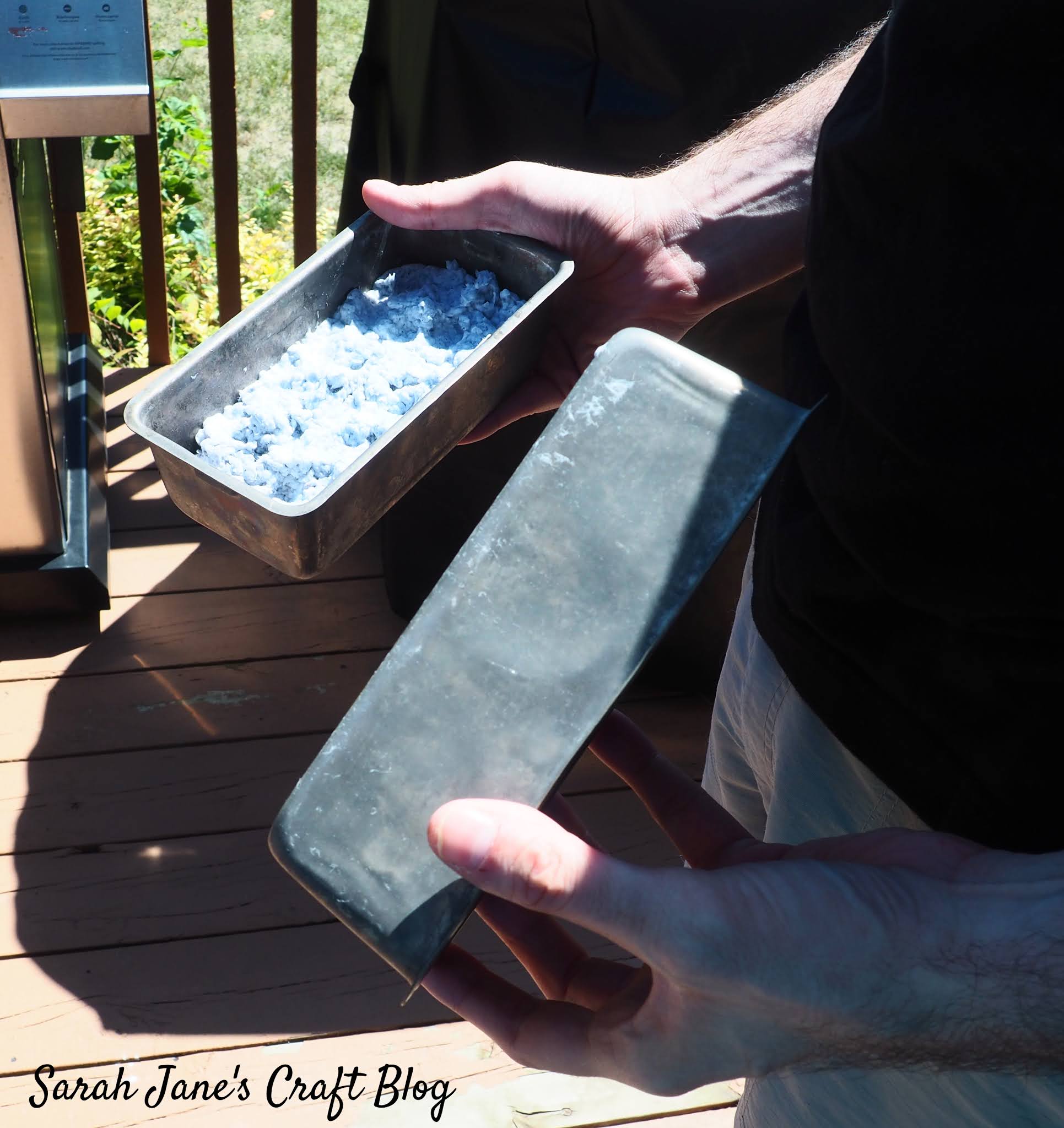 DIY Pressed Paper Logs