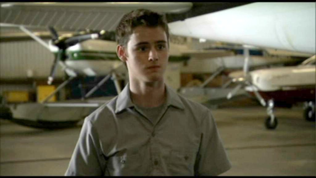 El espectador: series peliculas y de todo un poco: Dan Benson