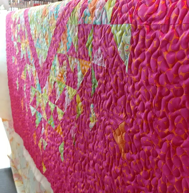 Slice of Pi Quilts: Exploding Heart Quilt in Parakeet