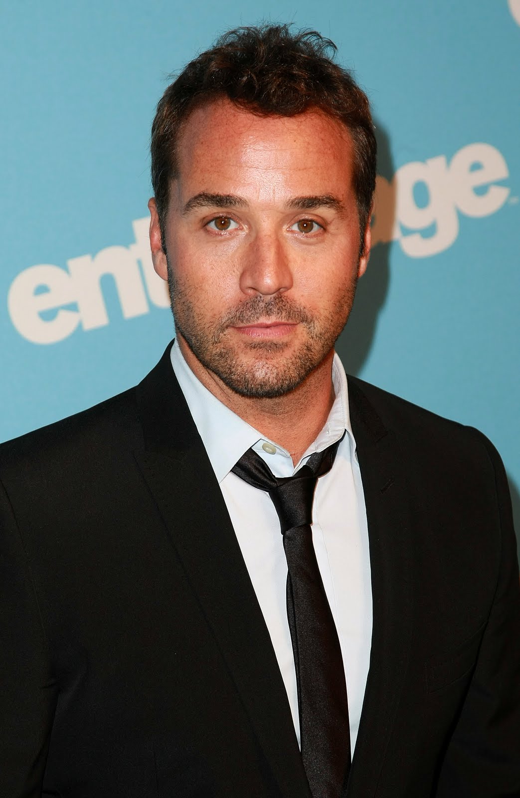 Mavis Fitzpatrick: ari gold wallpaper