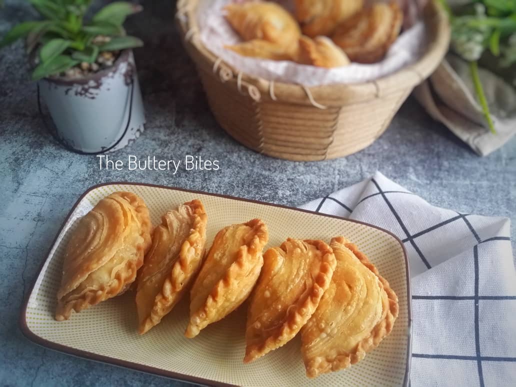 Resepi Karipap Pusing Inti Sardin Rangup ( Sukatan Cawan) | The Buttery ...