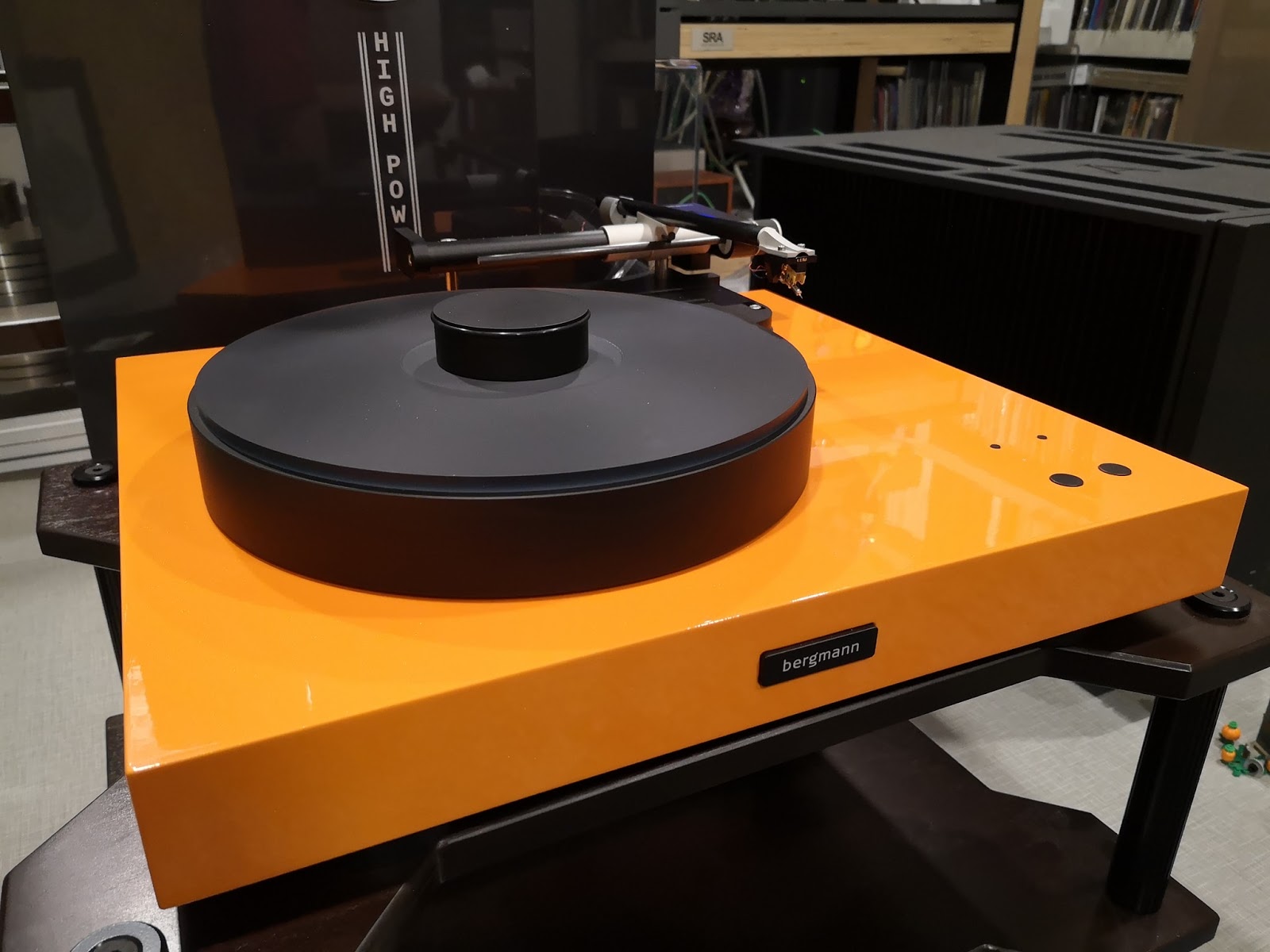 Bergmann Audio Magne airbearing turntable – M & S | Ultimate High-Fidelity