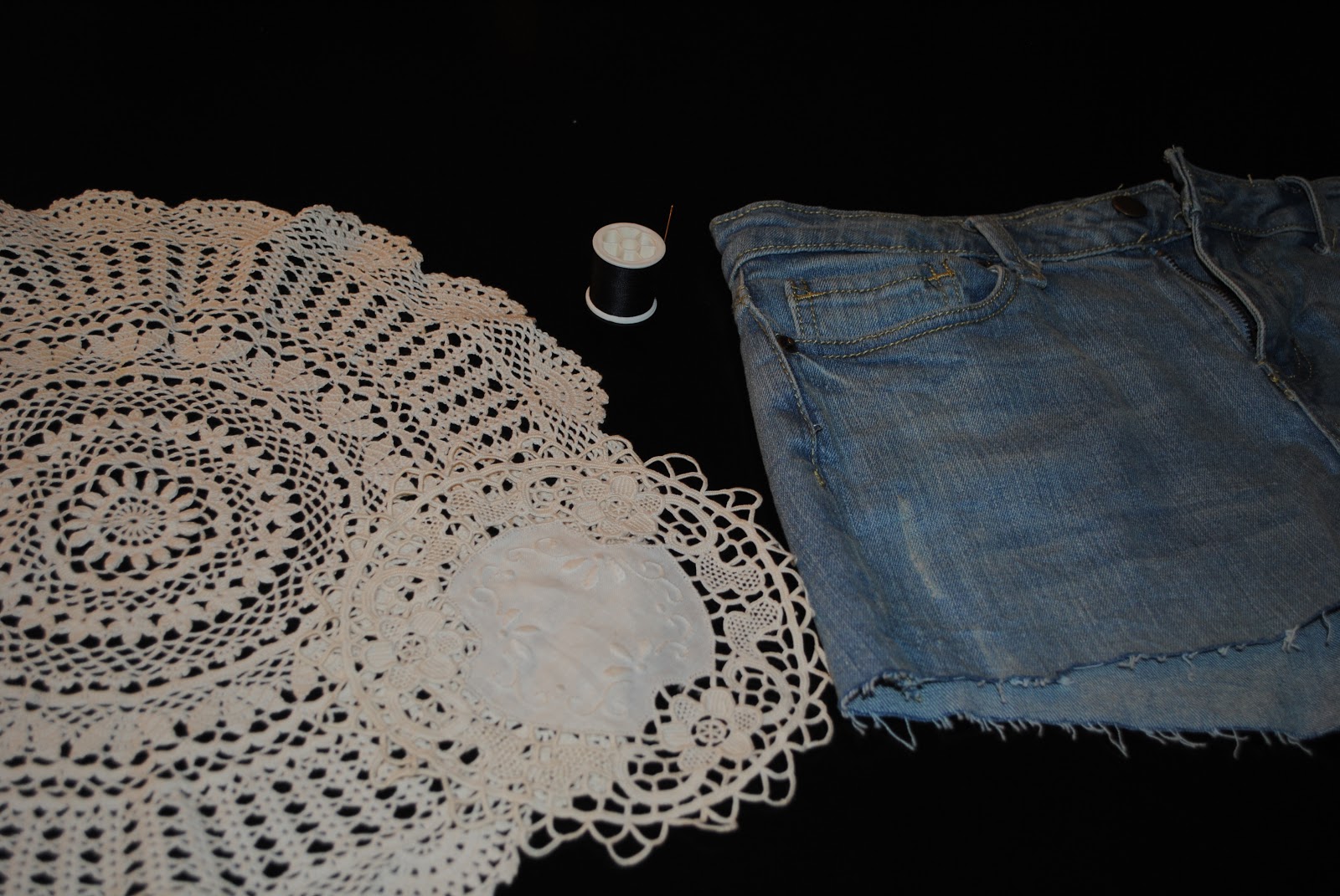 Of Another Fashion: DIY: Doily Shorts