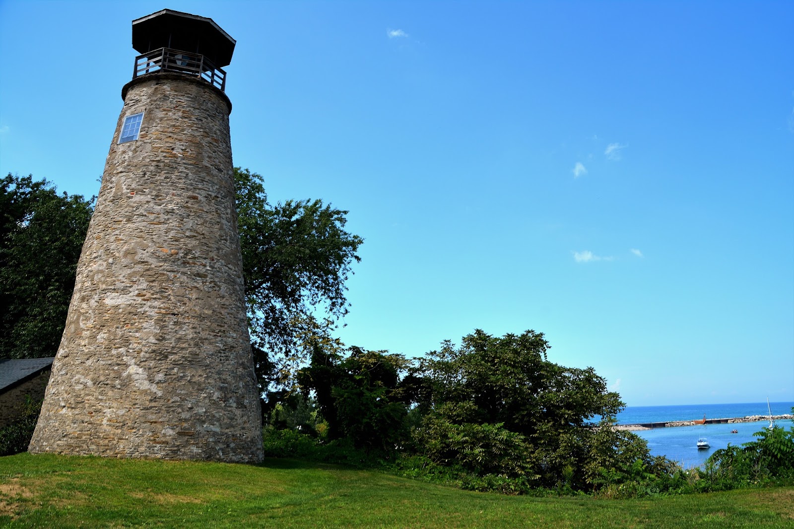 WC-LIGHTHOUSES: BARCELONA LIGHTHOUSE-BARCELONA, NEW YORK