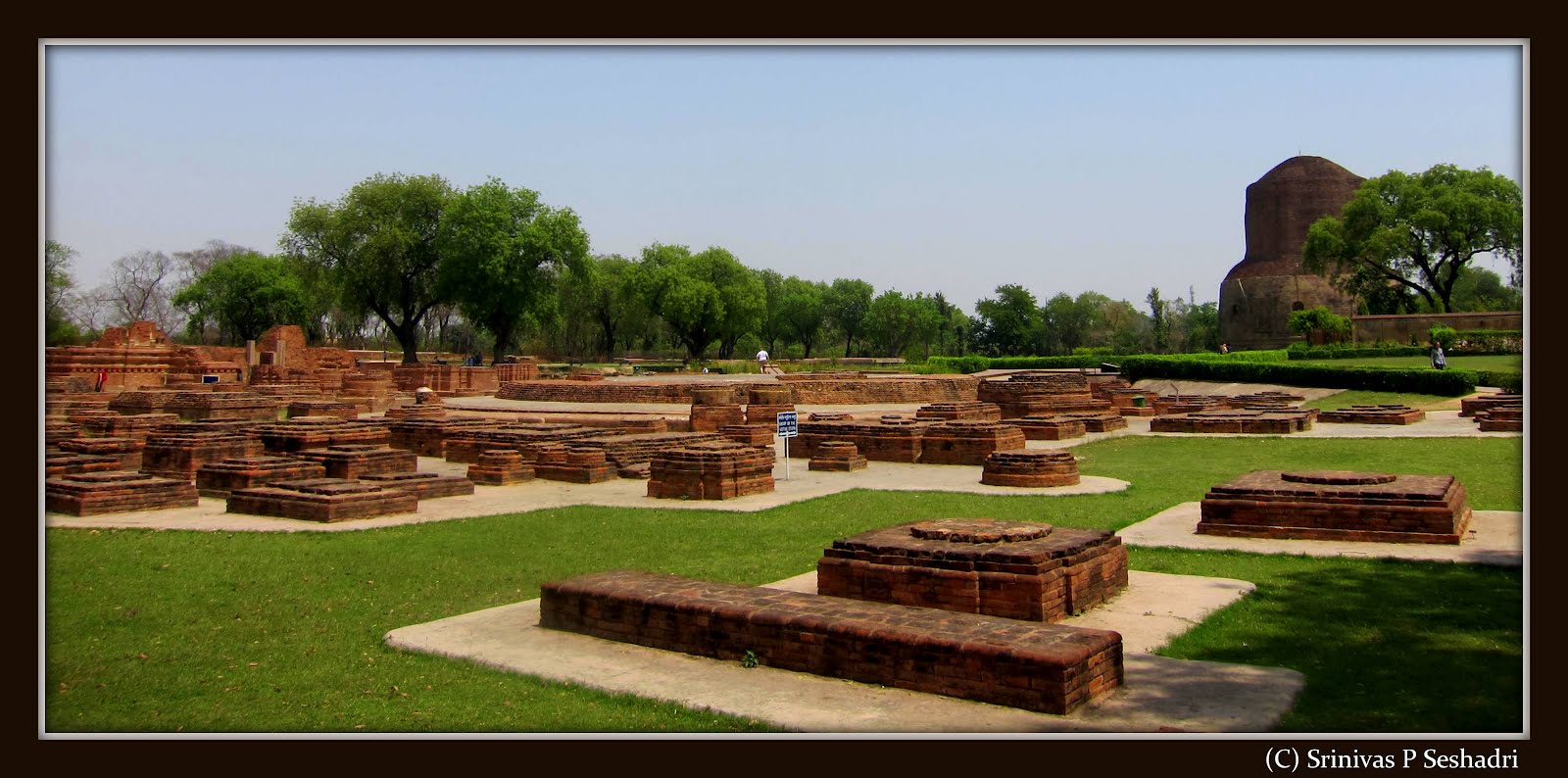 Roam the world with me...: Saranath - Buddha's first sermon