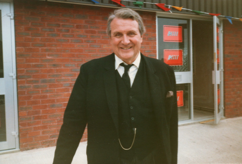 Derek Tait : Plymouth local history: Patrick MacNee