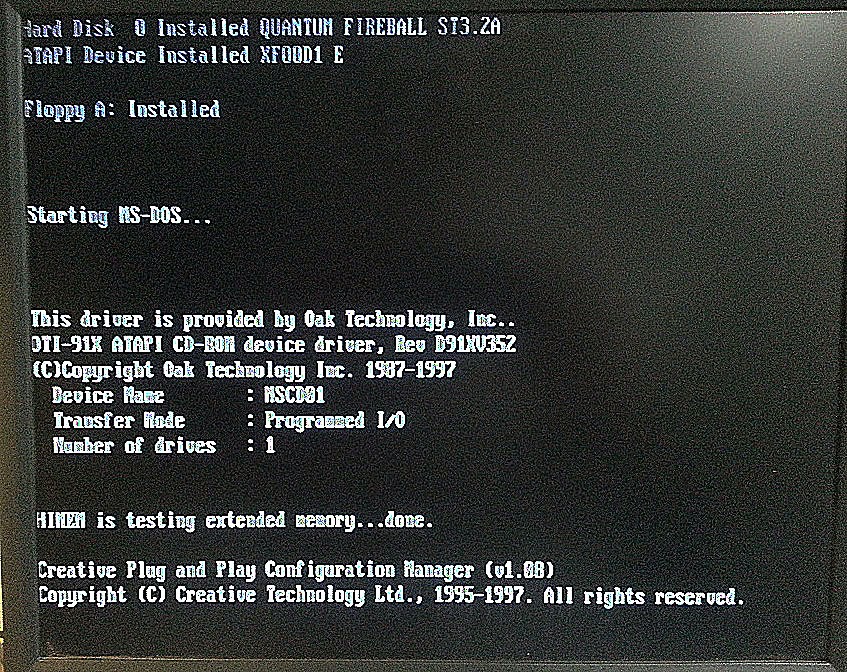Vintage Computing: Gateway 2000 P5-100: Boot settings and BIOS