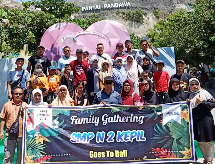 SMP Negeri 2 Kepil Wonosobo: Family Gathering 2019 - SMP N 2 Kepil Goes ...