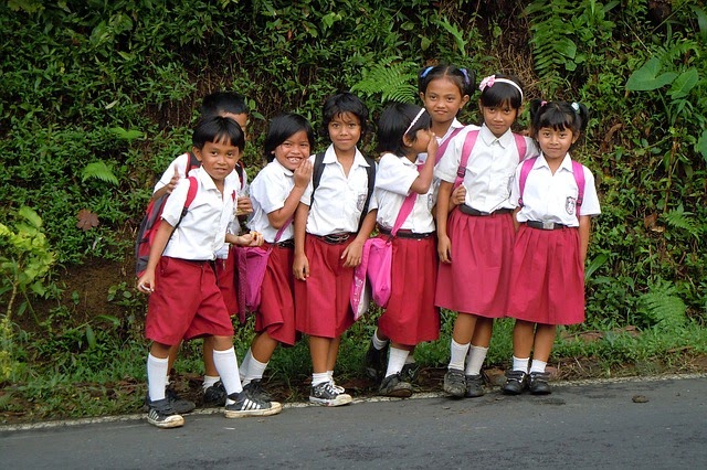 Tata Tertib Dalam Berpakaian Di Sekolah - Homecare24 Tata Tertib Dalam Berpakaian Di Sekolah - Homecare24