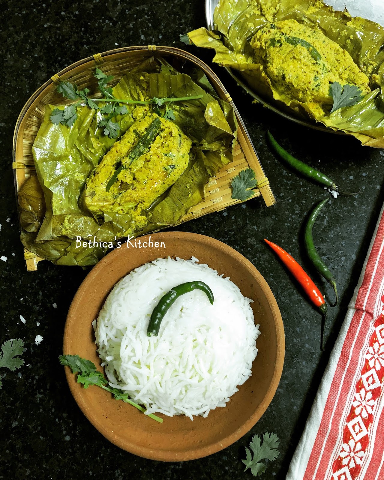 Bethica's Kitchen Flavours: Ilish Paturi (Fish steam-cooked in Banana ...