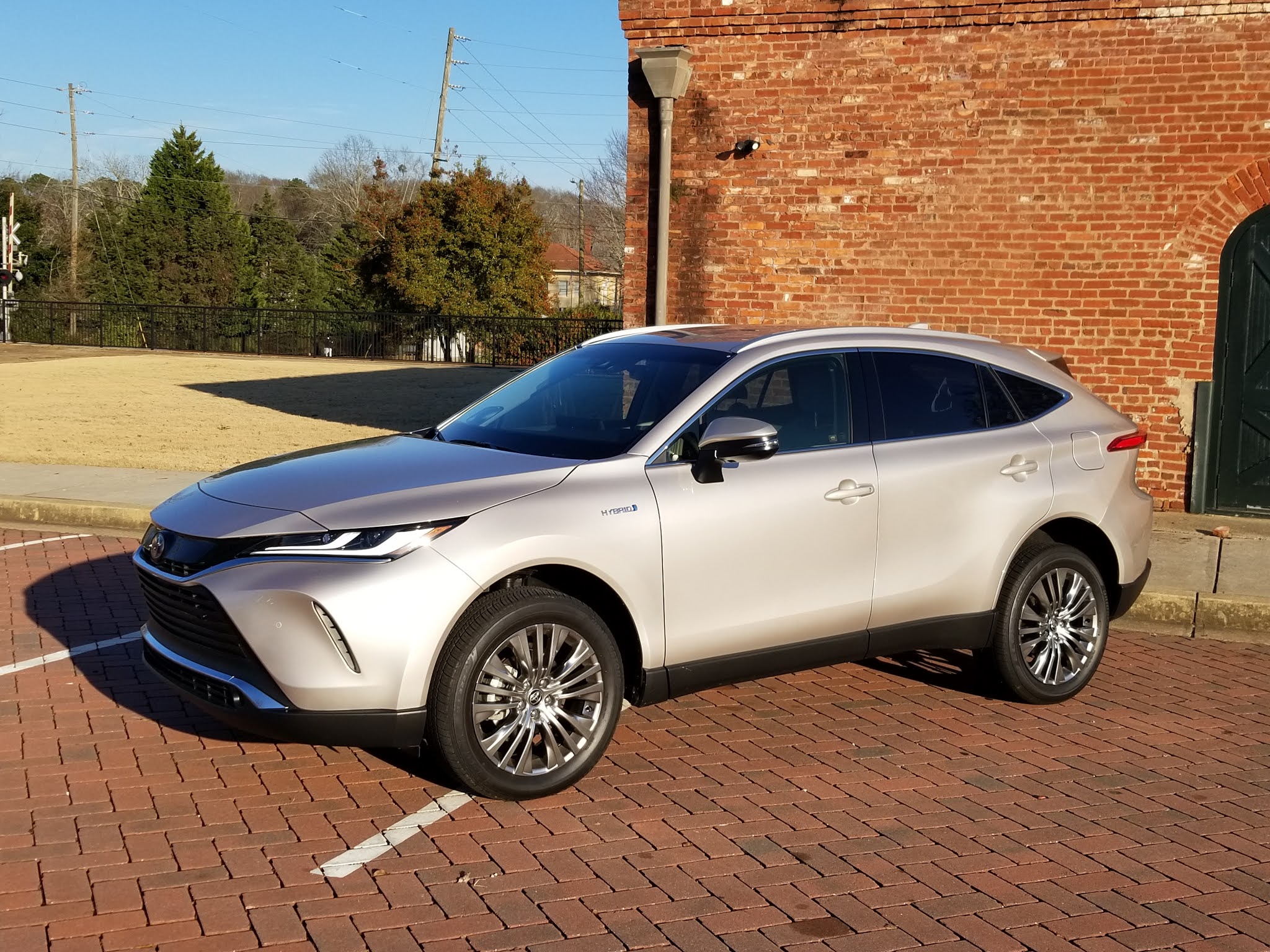 Auto Trends with JeffCars.com: 2021 Toyota Venza XLE: Revived As An AWD ...