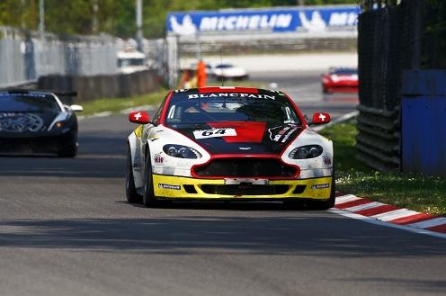 GT4 Teams | The Advantage