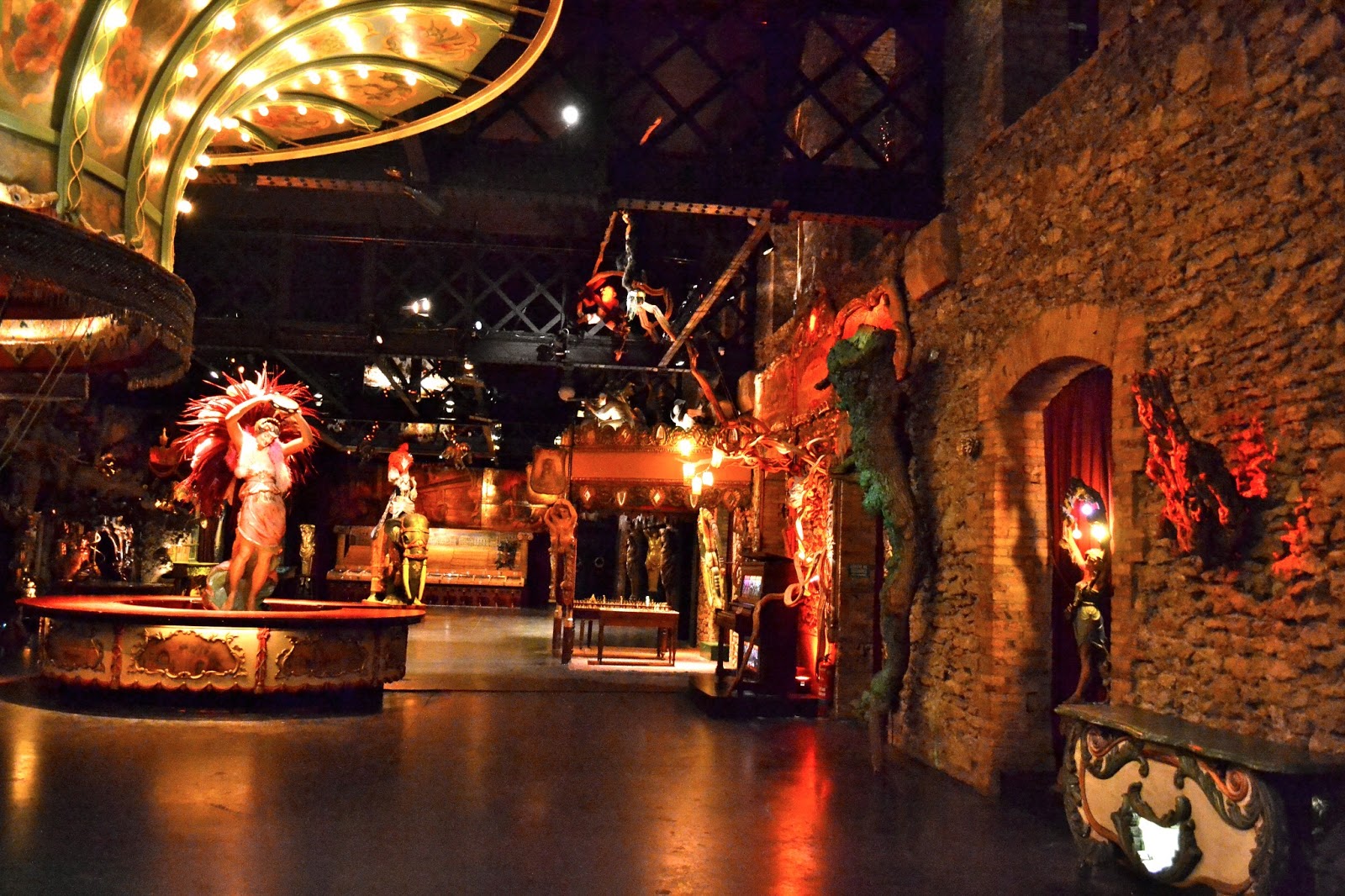 Adventures Abroad: Visiting the... Circus Museum?