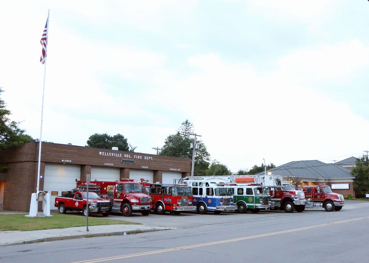 Wellsville Regional News (dot) com: Wellsville Fire/EMS/Rescue to hold parade Tuesday night