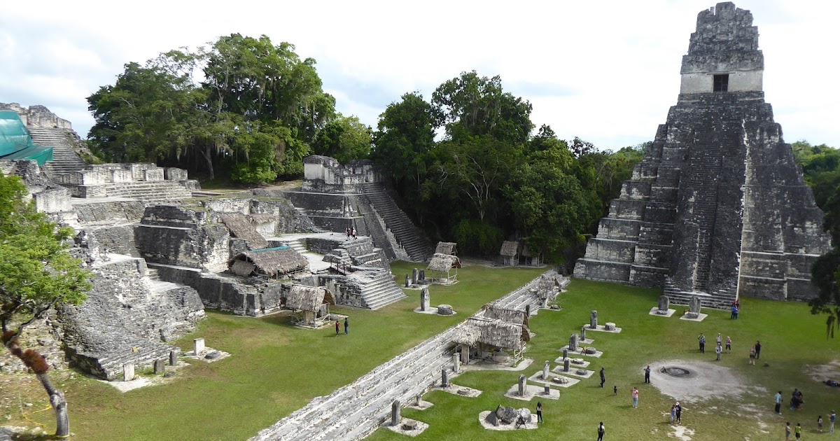 Tikal, cité Maya