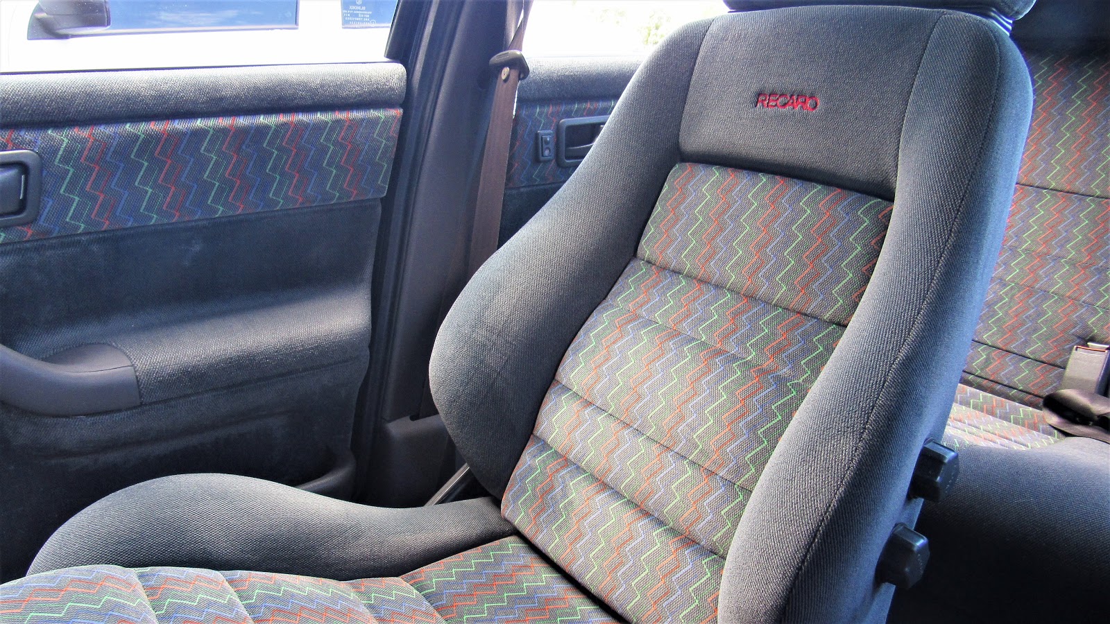 A sensação de guiar o Volkswagen Pointer GTi 1996!