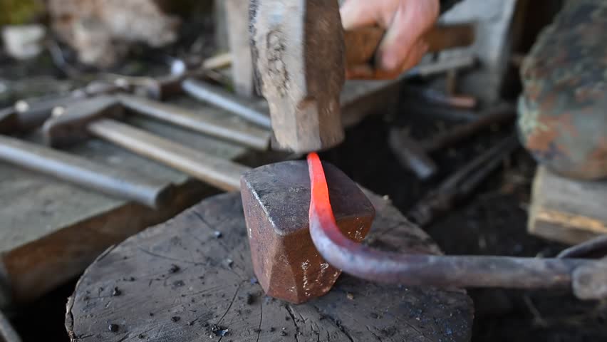 कहानी - गलता लोहा / शेखर जोशी