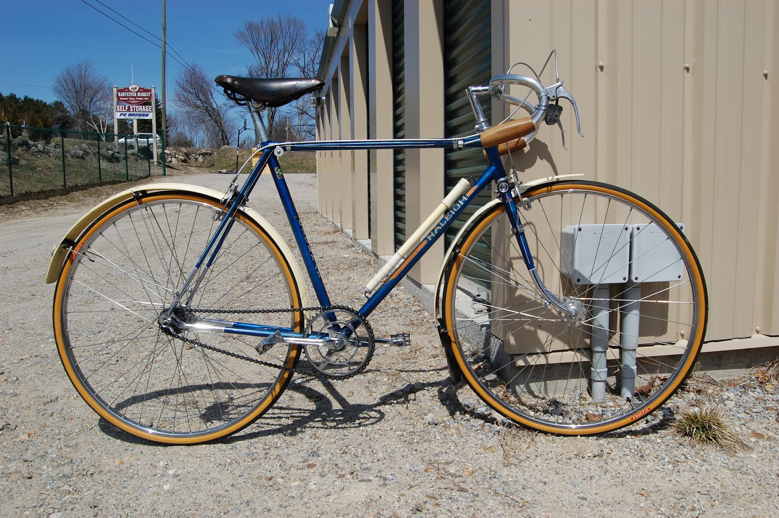 ON THE DROPS: Raleigh Clubmans: 1946-1951