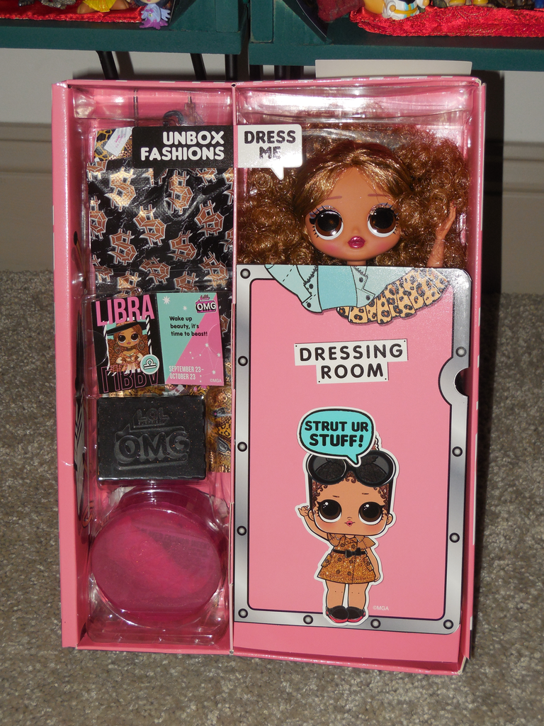 Veni Vidi Dolli: REVIEW: LOL OMG Da Boss