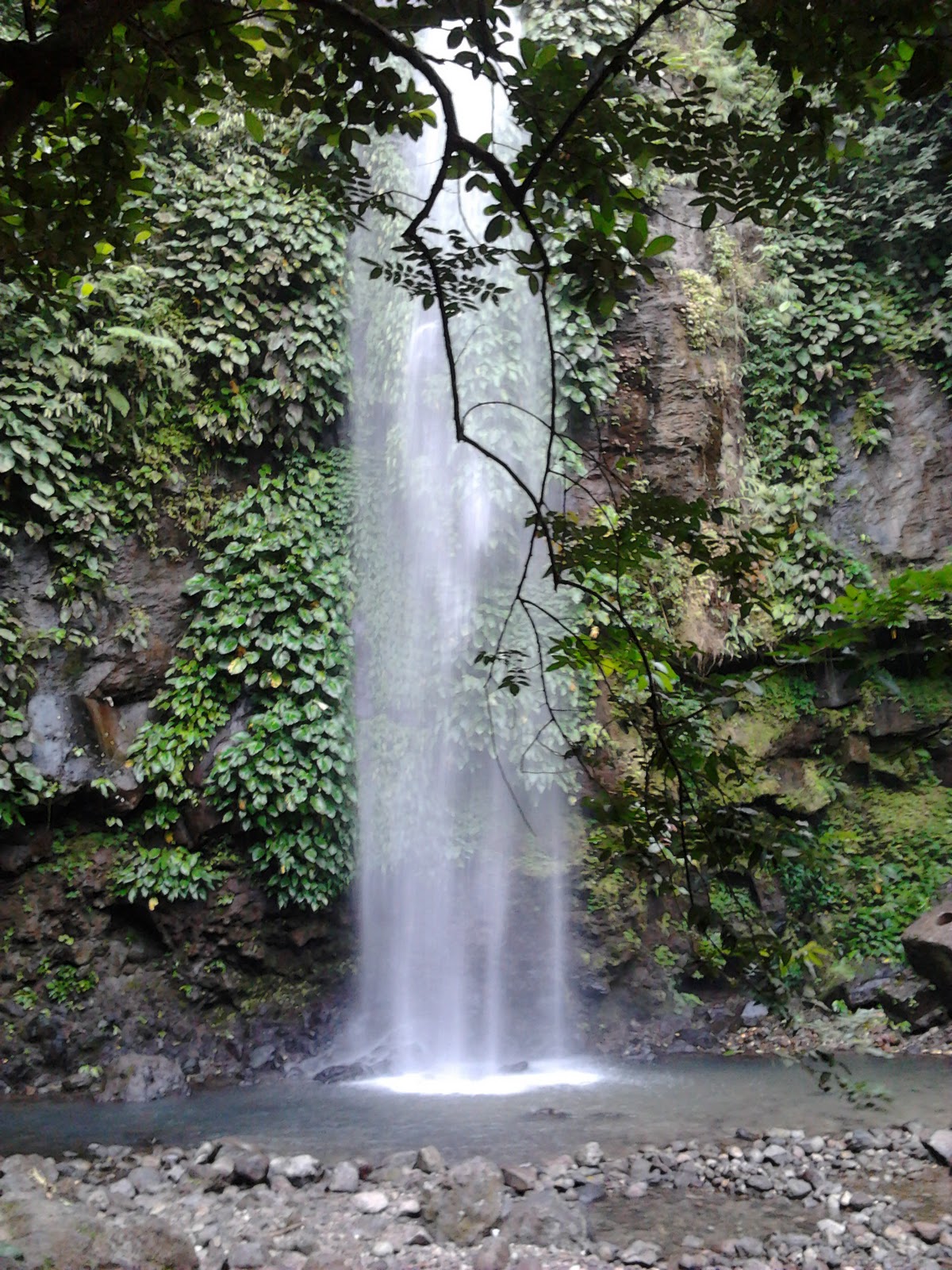 Proudly Pinay: Dampalit Falls in Laguna