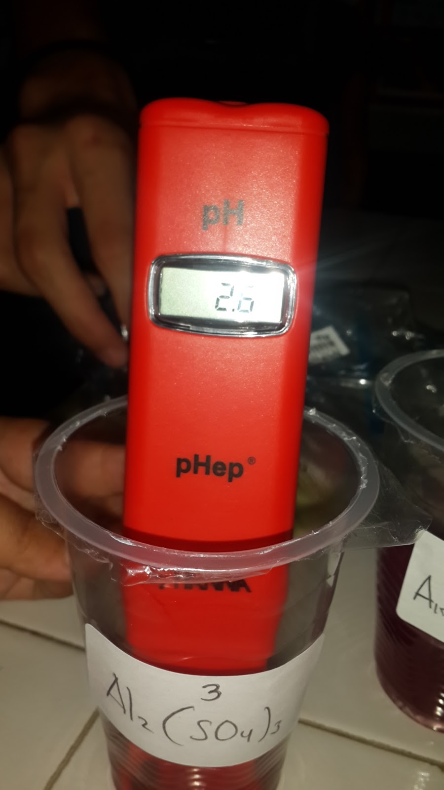 CHEMISTRY LIVES EVERYWHERE: Menentukan Trayek pH dan Warna dari ...