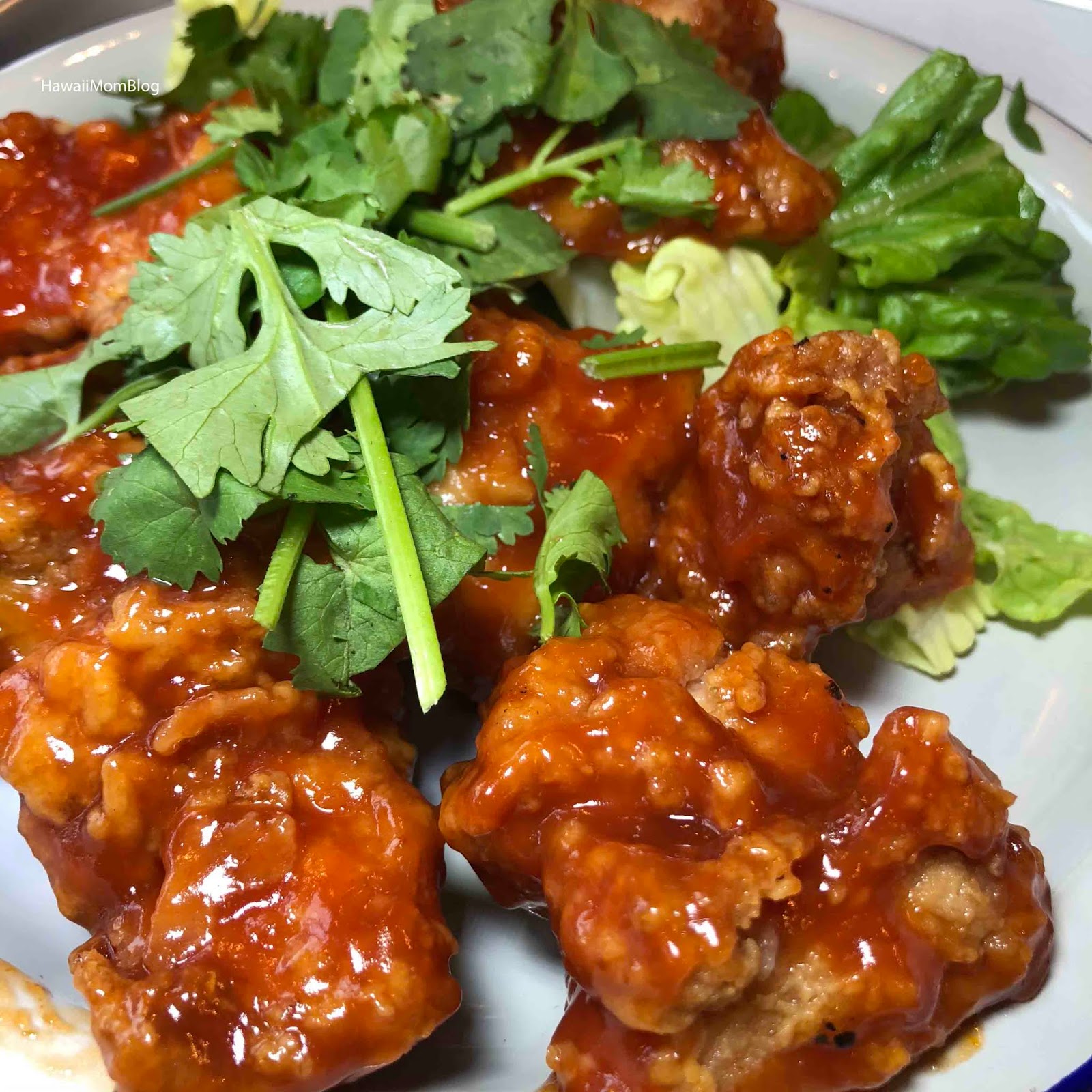 Hawaii Mom Blog: Recently Opened at SALT at Our Kaka`ako - Pioneer Saloon