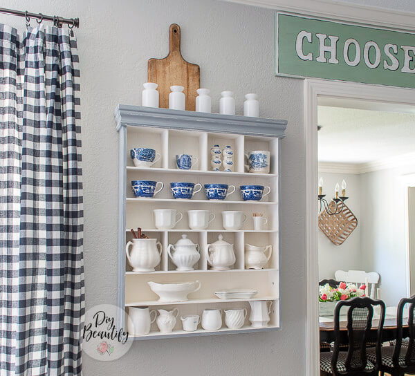 Decorating a Cubby with Collected Antiques - DIY Beautify - Creating ...