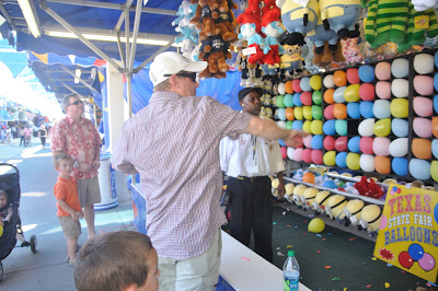 Pistorius Family: Texas State Fair - Games and Rides