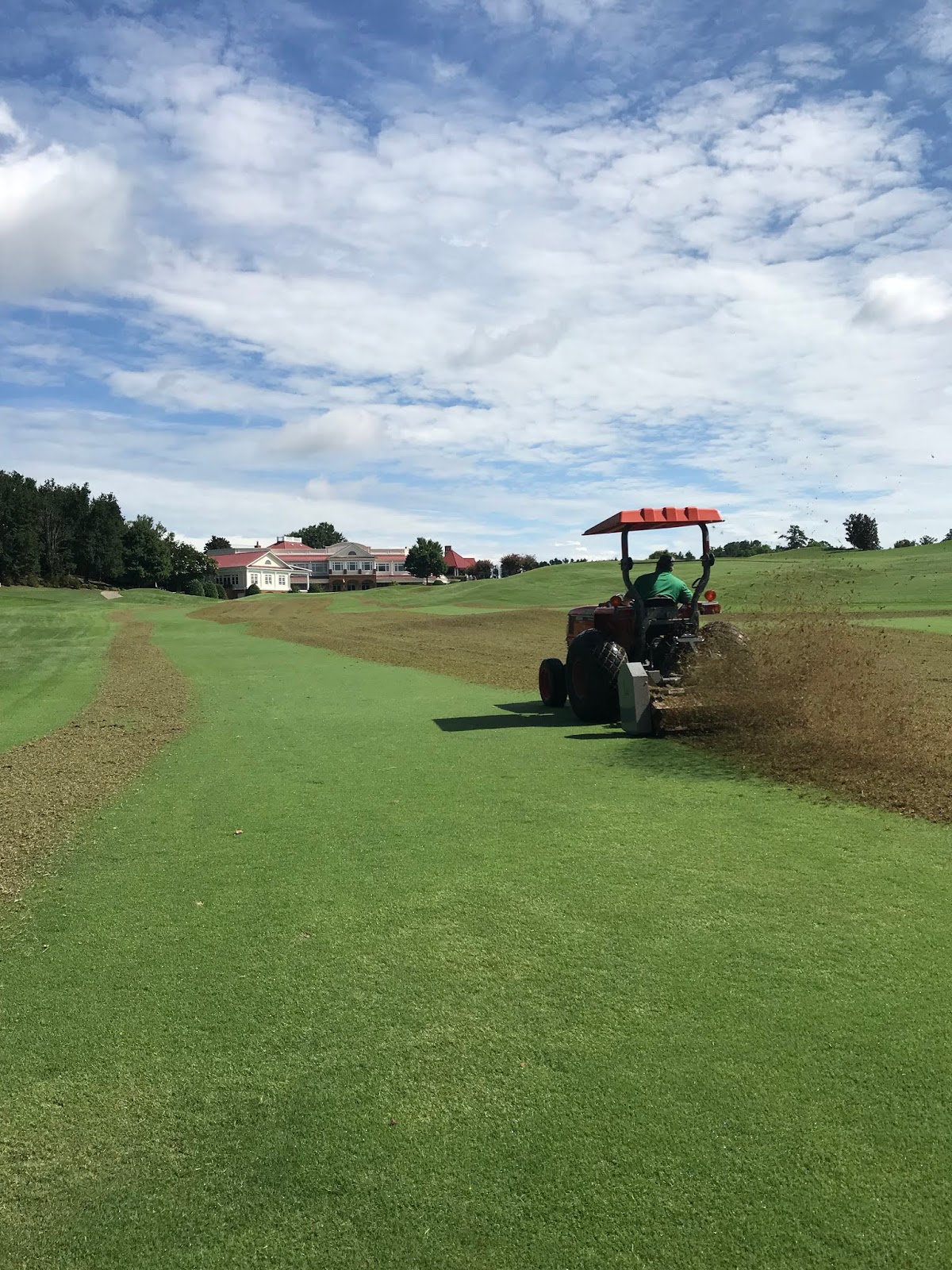 Marietta Country Club Grounds: Verticutting Fairways